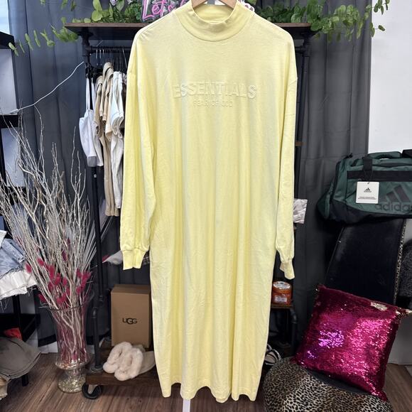 FEAR OF GOD ESSENTIALS | Dresses | Fear Of God Essentials Beige Soft ...